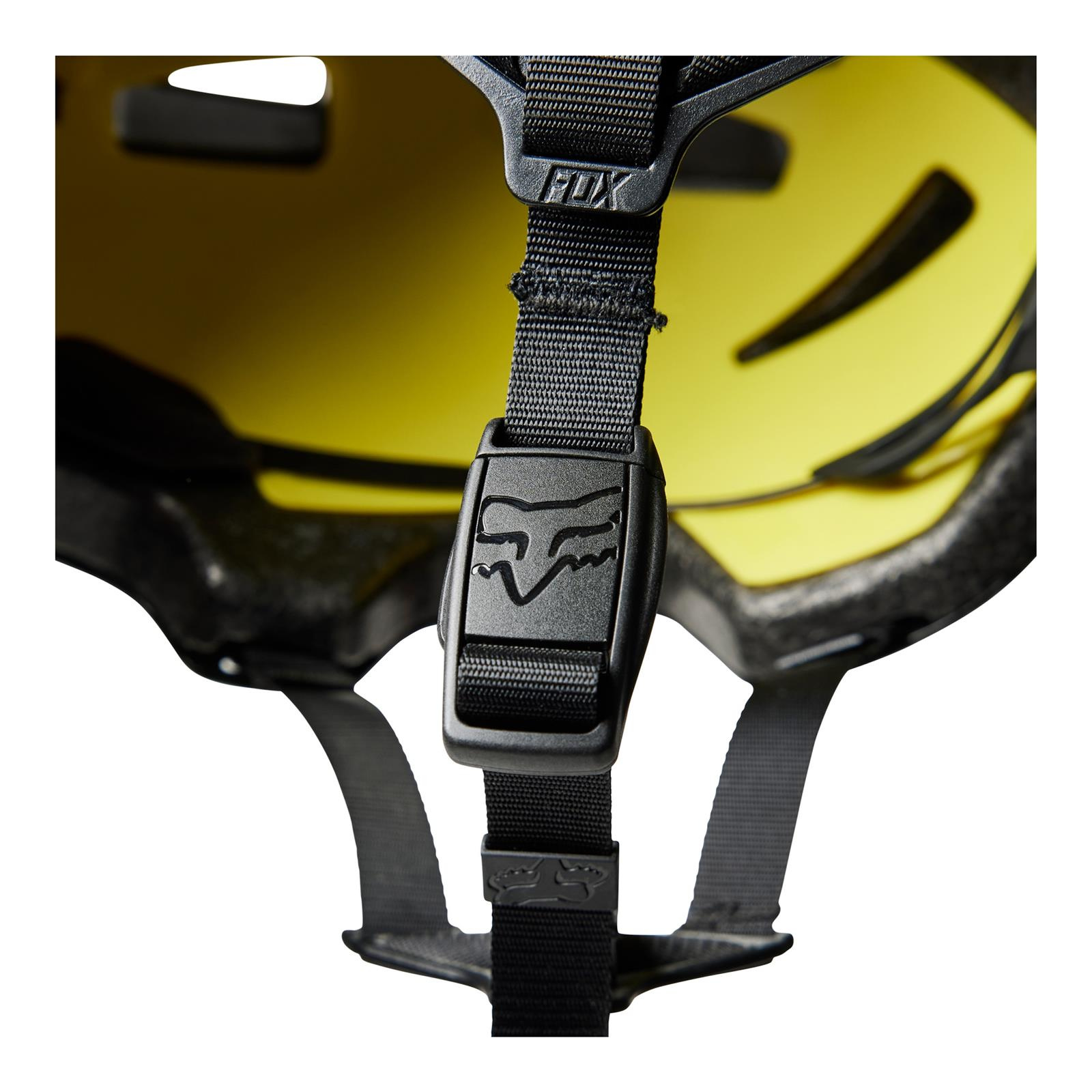 Kask rowerowy FOX FLIGHT PRO BLACK czarny | RRmoto.pl